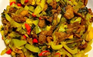 酸菜炒肉怎么做_酸菜炒肉用什么肉最好吃