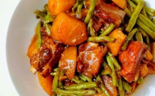 排骨炖土豆豆角的做法_排骨炖土豆豆角怎么做好吃