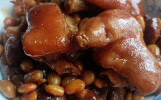 黄豆焖猪蹄怎么做_黄豆焖猪蹄的家常做法