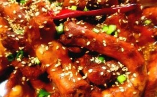 烧烤鸡脖子怎么做_鸡脖子腌制多久才入味