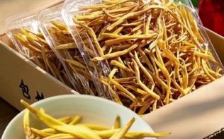 干黄花菜怎么泡发_干黄花菜怎么炒才好吃