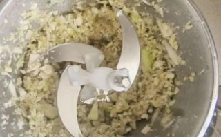 茄子素馅饺子怎么做_茄子素馅饺子做法窍门