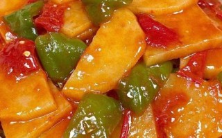 番茄炒土豆片怎么做_番茄土豆片要不要焯水