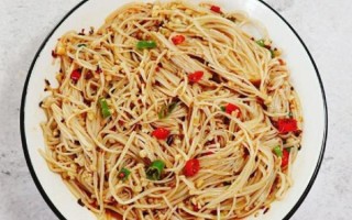 金针菇凉拌菜怎么做好吃_金针菇凉拌要不要焯水