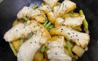 豆角盖被的家常做法_豆角盖被怎么做才好吃