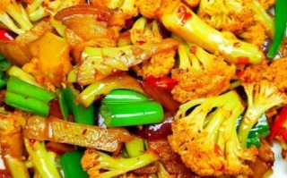 炒花菜的家常做法_花菜怎么炒才脆嫩入味