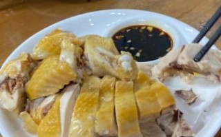 白斩鸡怎么做才嫩滑_白斩鸡蘸料怎么调才好吃