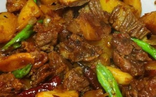 红烧土豆牛肉怎么做_土豆牛肉怎么炖才软烂