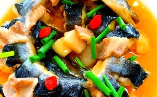 鳗鱼炖汤怎么做_鳗鱼炖汤的家常做法
