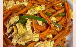 红萝卜炒鸡蛋怎么做_红萝卜炒鸡蛋先炒哪个