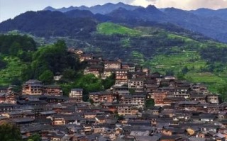 贵州凯里旅游景点有哪些_西江千户苗寨值得去吗