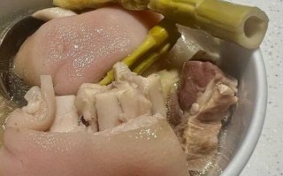 清炖肘子怎么做才好吃_清炖肘子去腥技巧