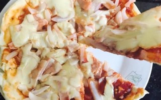 平底锅披萨怎么做_平底锅披萨的做法大全