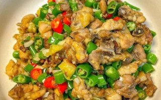 尖椒鸡块怎么炒才嫩_尖椒鸡块家常做法