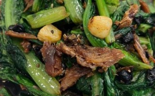 豆豉鱼油麦菜怎么做_豆豉鱼油麦菜最正宗的做法