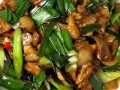 大蒜子炒肉怎么做_大蒜子炒肉家常做法