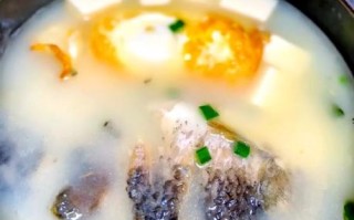 鲫鱼豆腐汤怎么炖才白_鲫鱼豆腐汤的家常做法