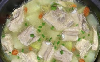 白萝卜怎么炒好吃_白萝卜排骨汤怎么做