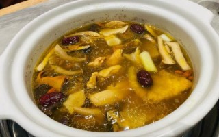 菌菇炖鸡汤怎么炖好喝_菌菇炖鸡汤用什么菌菇最好