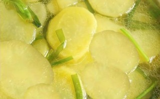 土豆汤怎么做好喝_家常土豆汤的做法步骤