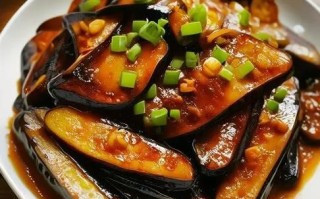 油焖茄子怎么做才好吃_油焖茄子视频教程
