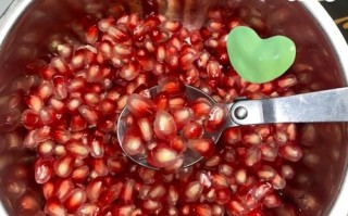 石榴怎么吃_石榴的正确剥法