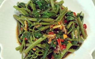 凉拌空心菜怎么做_空心菜焯水几分钟