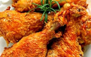 鸡腿怎么腌制_炸鸡腿才好吃