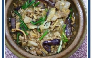 茄子煲的家常做法_茄子煲怎么做好吃