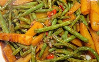 土豆炖豆角的家常做法_土豆炖豆角怎么做好吃