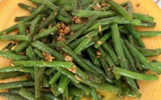 炒豆角怎么炒才好吃_家常炒豆角的做法步骤