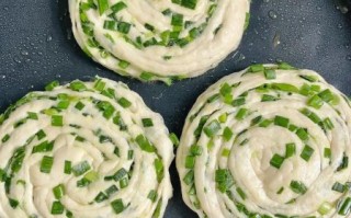 发面葱油饼怎么做_发面葱油饼怎么做好吃