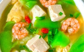 丝瓜炖豆腐怎么做_丝瓜炖豆腐要不要焯水