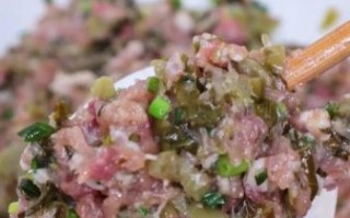 酸菜猪肉饺子馅怎么做_酸菜猪肉饺子馅的正宗做法