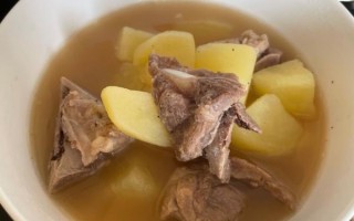 土豆排骨汤怎么炖最好喝_家常做法