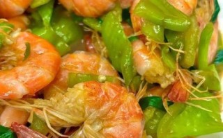 青椒炒虾怎么炒好吃_青椒炒虾用不用焯水