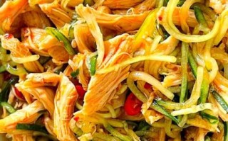 凉拌鸡丝的汁怎么调_凉拌鸡丝酱汁配方