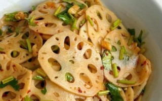 正宗凉拌糖醋藕怎么做_藕片爽脆不黑的秘诀