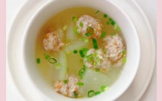 肉丸冬瓜汤怎么做_冬瓜汤肉丸不松散秘诀