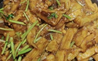 铁板茄子怎么做_家常铁板茄子做法
