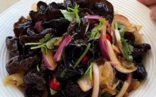 木耳凉拌菜怎么做_木耳凉拌菜需要焯水吗