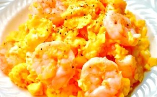 鸡蛋炒虾仁怎么炒好吃又嫩_虾仁不腥的秘诀