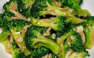 家常西兰花怎么炒好吃_西兰花焯水几分钟才脆绿