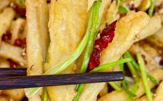 油炸藕条怎么做才酥脆_藕条炸多久才金黄