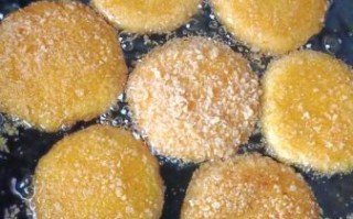炸南瓜饼怎么做好吃又简单_新手零失败做法