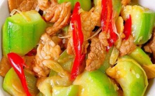 丝瓜炒肉怎么做_丝瓜炒肉需要焯水吗