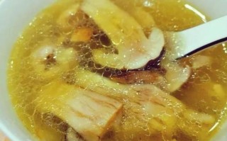 松茸排骨汤怎么做_松茸排骨汤功效与禁忌