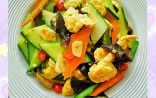 黄瓜木耳炒鸡蛋怎么做_黄瓜木耳炒鸡蛋热量高吗