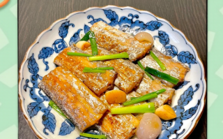 煎带鱼怎么不粘锅_家常煎带鱼做法