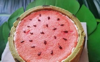 西瓜蛋糕怎么做_西瓜蛋糕需要烤吗